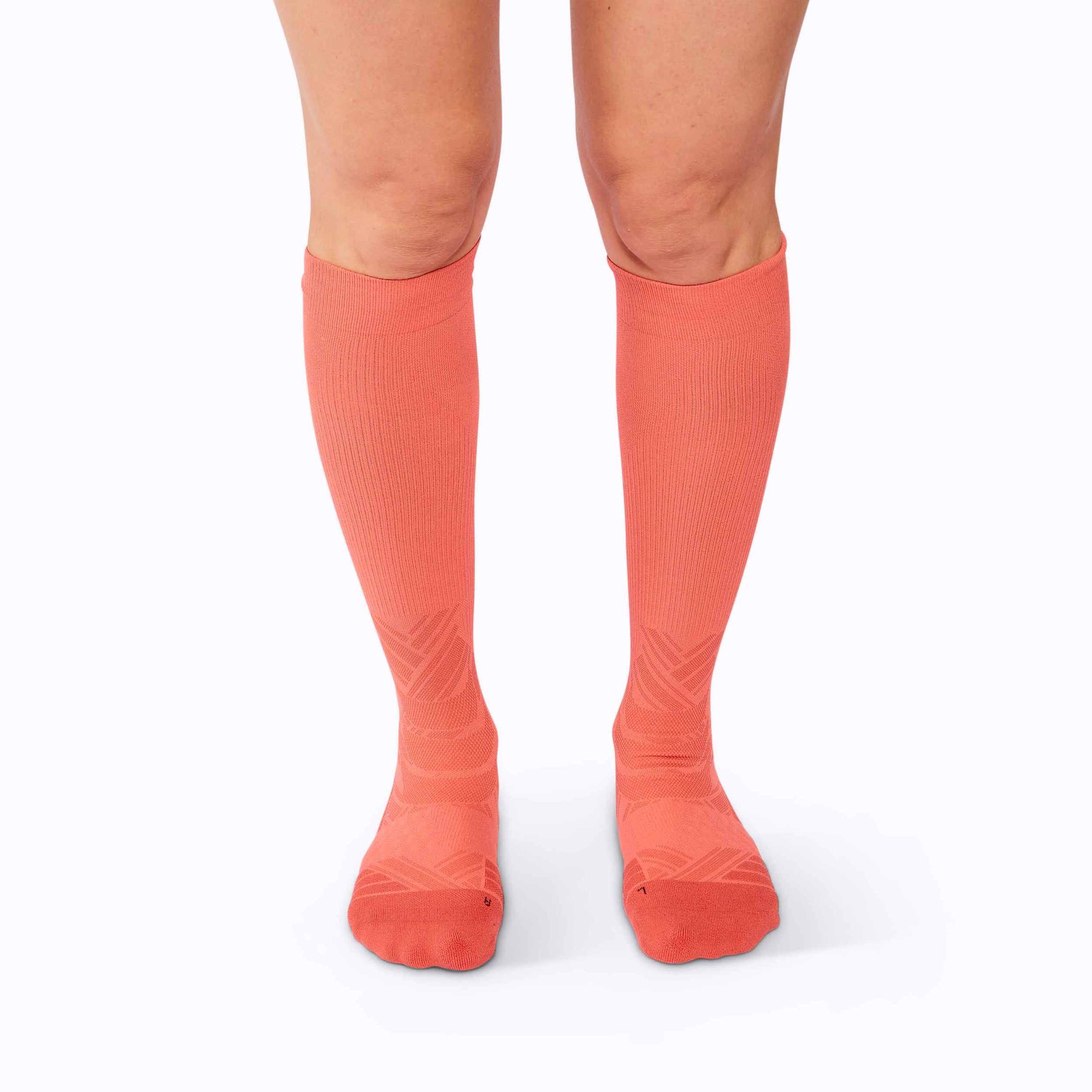 Compression Socks for Flying & Long-Haul Traveling | COMRAD